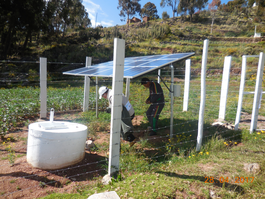 Agua para la comunidad del lago - Practical Action en América Latina ...